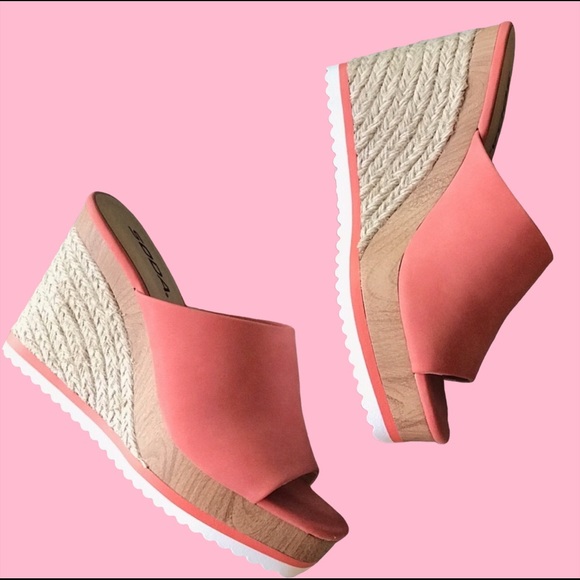 Soda | Shoes | Soda Coral Grown White Platform Espadrille Wedge | Poshmark